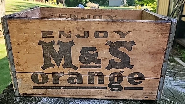 VINTAGE M&S ORANGE SODA POP WOOD BOTTLE CRATE Flint Mi 17.25 x 11 x 9. ...