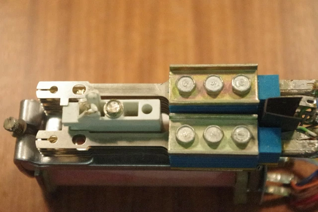 GPO STROWGER EXCHANGE TYPE 3000 RELAY DESIGNATED AC (Used, Recovered) £ ...