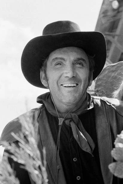 CAMERON MITCHELL AS Buck Cannon on High Chaparral 1960s TV Photo 2 $9. ...