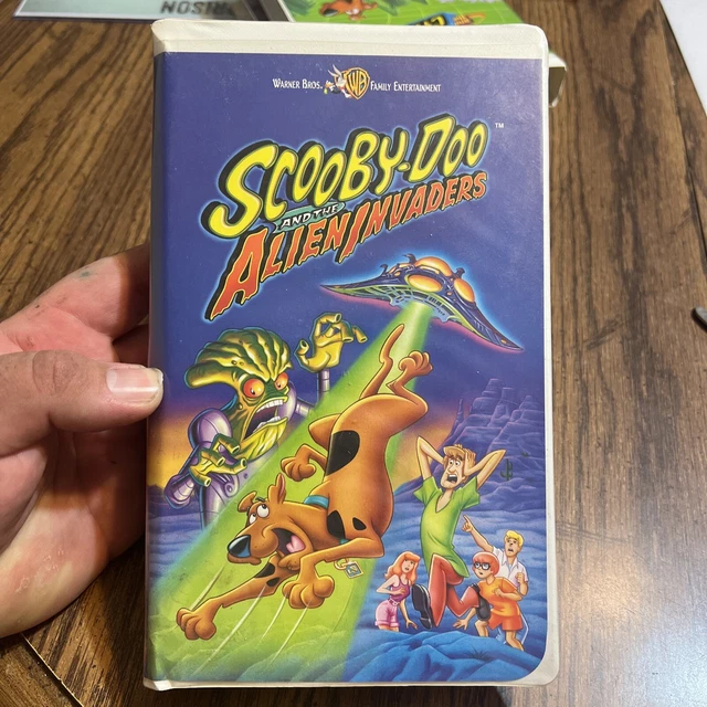 VHS SCOOBY-DOO AND the Alien Invaders (VHS, 2000, Warner Brothers ...