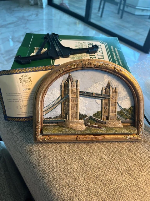 TOWER BRIDGE PLAQUE. Lilliput. Box & Deed. Excellent 2000. Scarce £33. ...