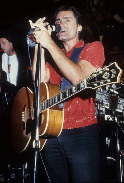 MARTY BALIN APPEARS at The Lone Star Cafe in New York City on Aug - Old ...