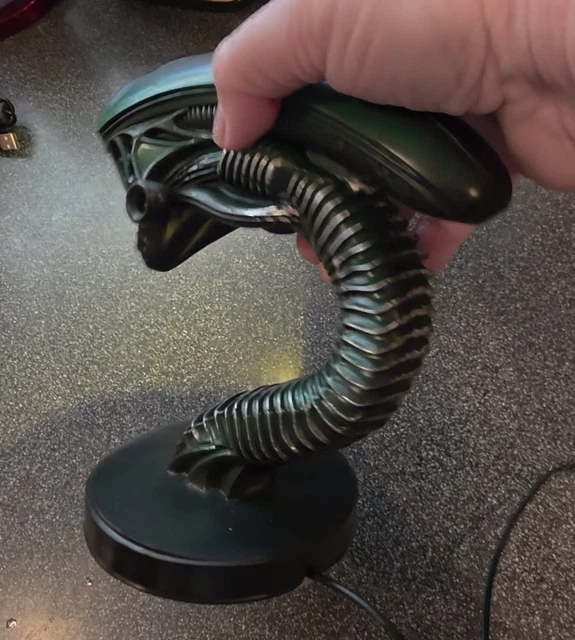 ALIEN CREATURE DESK Lamp Mysterious Light Night Light £26.69 - PicClick UK