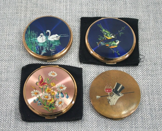 VINTAGE STRATTON POWDER Compacts x Four - 1940s & 1950s - Thames ...