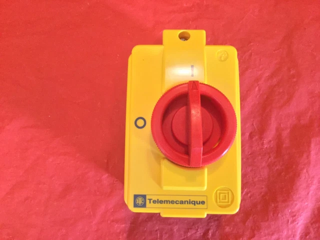 TELEMECANIQUE V5 SWITCH Disconnector $334.86 - PicClick AU