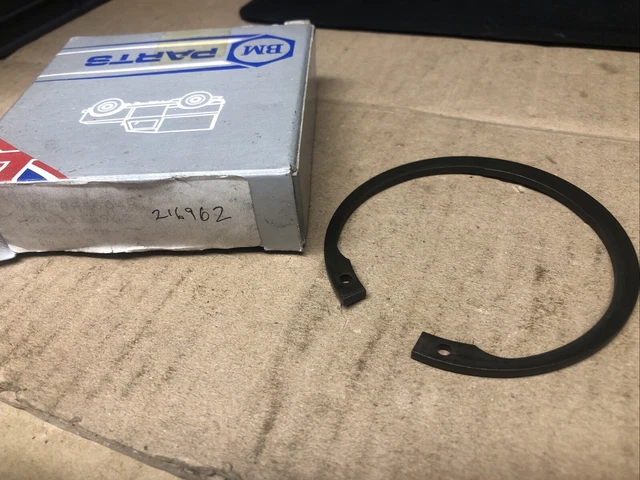 LAND ROVER LT230 & LT85 Transfer Box Output Flange Circlip 216962 ...