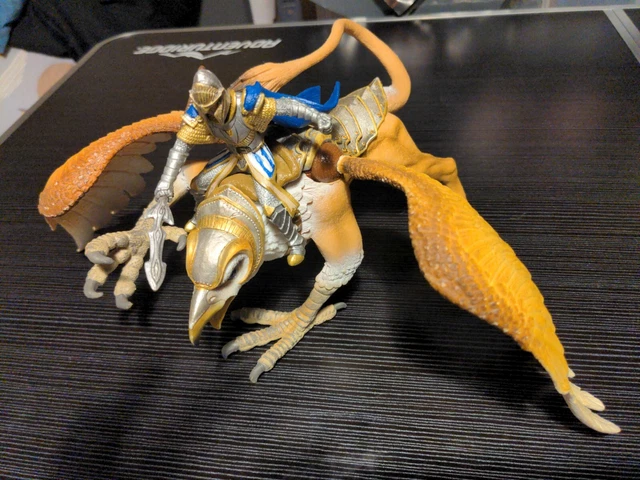 SCHLEICH ELDRADOR KNIGHTS Large Griffin Rider Set 70107 £24.99 ...