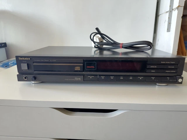 STUNNING AUDIO QUALITY 1980s Technics SL-P200 Compact Disc (CD) Player ...
