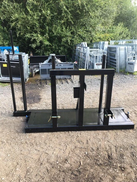 NEW TRACTOR STOCK Wire unroller post knocker livestock fencing £950.00 ...