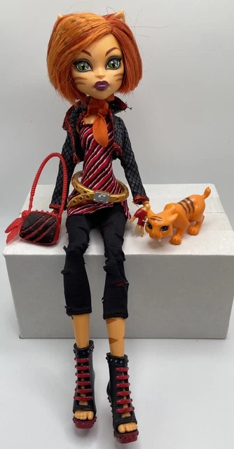 MONSTER HIGH FIRST Wave Toralei Stripe Doll Mattel With Outfit Pet ...