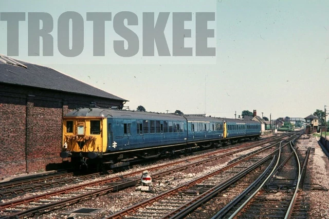 35MM SLIDE BR British Rail Electric EMU Class 401 2139 1970 Original £ ...