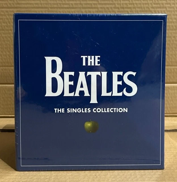 THE BEATLES THE Singles Collection 23 x 7" Vinyls / Records Blue Box ...