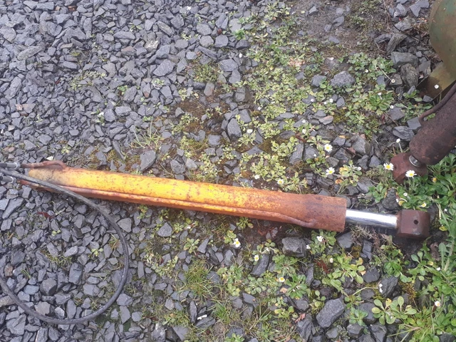 JCB 3CX JACK Leg Ram Stabiliser Hydraulic £250.00 - PicClick UK