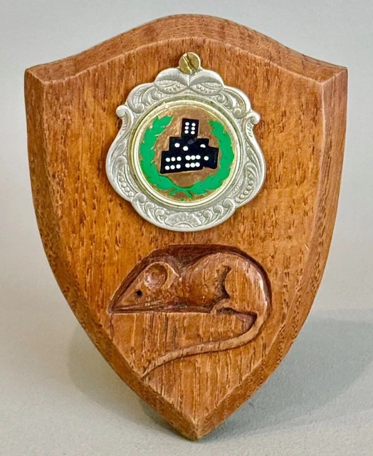 MOUSEMAN ROBERT THOMPSON Bevelled Oak Shield Shaped Prize Plaque ...