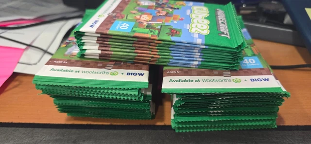 NEW MINECRAFT CUBEEZ 2025 Woolworths x 50 Unopened Packs, Selling Fast ...
