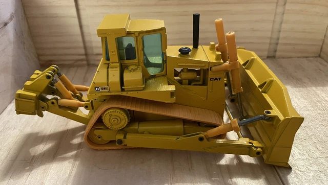 NZG 233 CATERPILLAR Cat D8L Track Type Tractor With Rear Ripper In ...