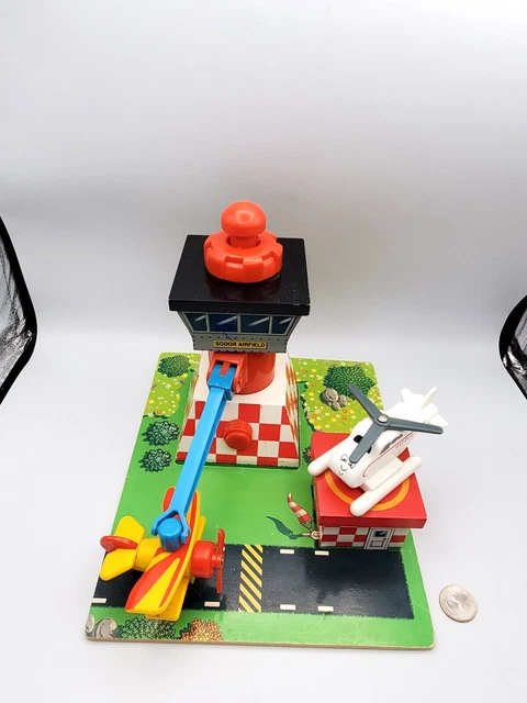 THOMAS FRIENDS WOODEN Railway Train Tank Engine Sodor Airfield Tiger ...