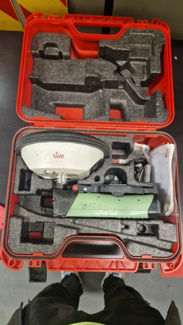 LEICA CS10 CONTROLLER with GS08 GPS Antenna USED £800.00 - PicClick UK