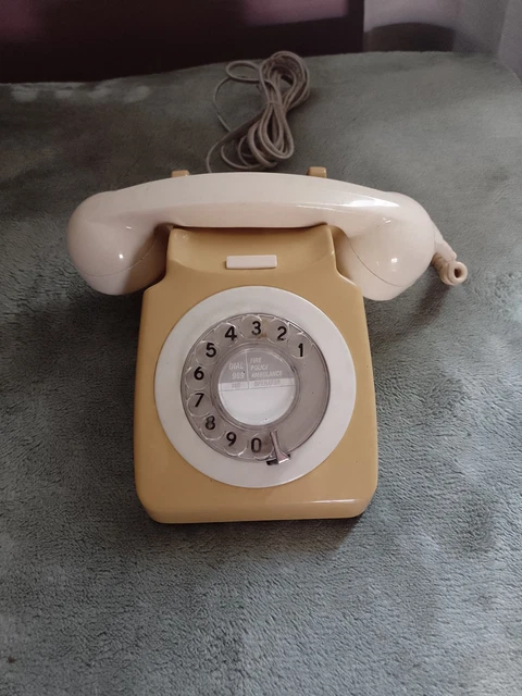 A COOL ORIGINAL retro BT rotary telephone, model 746F. 1970s. Working ...