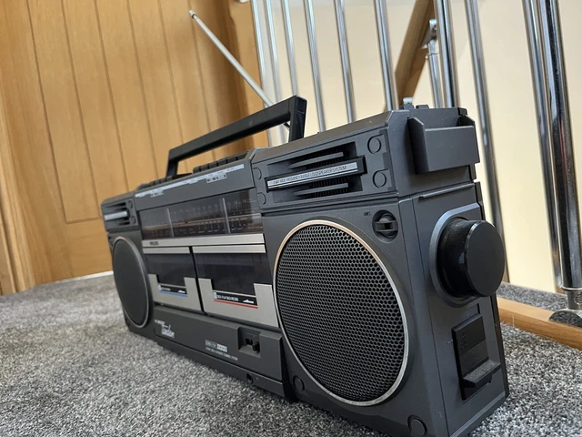 CLASSIC PHILIPS RETRO Radio Cassette - 1980s Boombox Portable Stereo £ ...