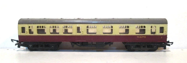 TRIANG TT GAUGE Br Mk1 Blood And Custard Coach Repaint £10.95 - PicClick UK