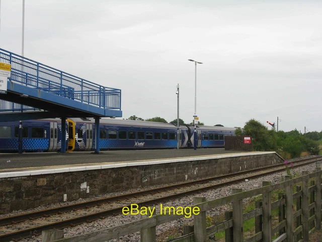 PHOTO 6X4 LEAVING Leuchars station Guardbridge A train for Dundee ...