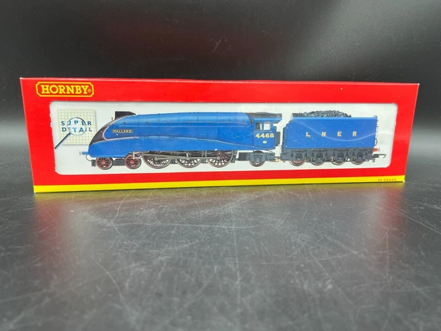 HORNBY SUPER DETAIL OO Gauge R2059 LNER Class A4 Pacific Loco, 4468 ...