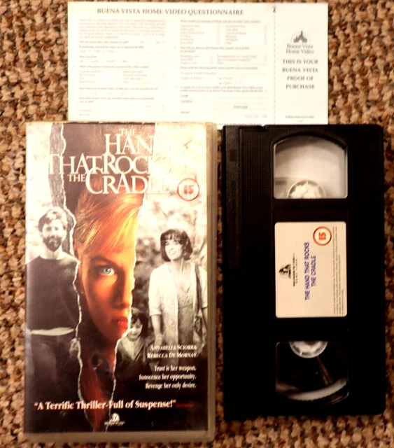 THE HAND THAT Rocks The Cradle (VHS/SUR, 2003) £0.99 - PicClick UK