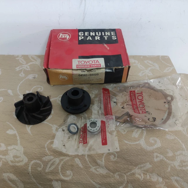 NOS GENUINE TOYOTA トヨタ Water Pump Kit Dyna Toyoace Bu20 Bu30 # 04161 ...