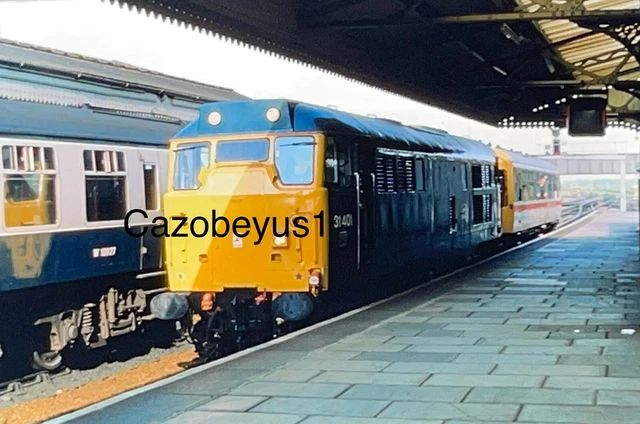 ORIGINAL 35MM BR Train Class 31401 On Platform @ Westbury 15-10-86 ...