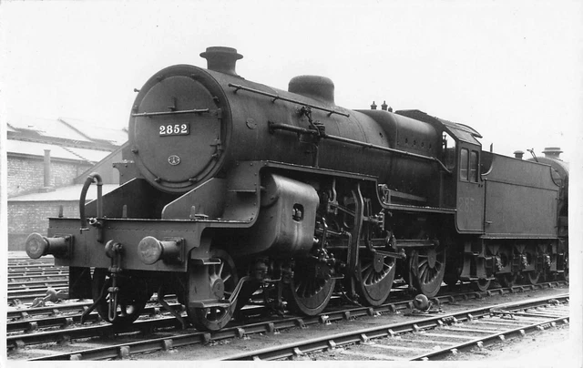 VINTAGE LOCOMOTIVE POSTCARD Steam Locomotive Black and White #2852 (R3 ...