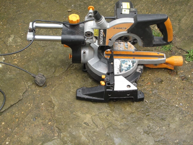 EVOLUTION RAGE 3 Mitre Saw Spares Or Repair EUR 36,32 - PicClick FR