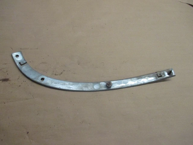 97-04 CORVETTE C5 Z06 Rear Bumper Cover Fender Inner Retaining Bracket ...