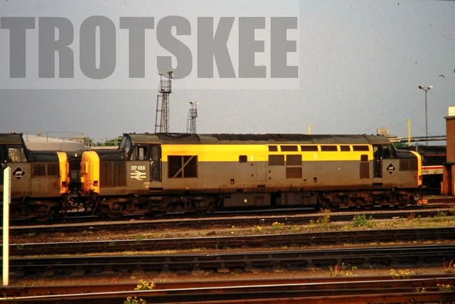 35MM SLIDE BR British Rail Diesel Loco 37133 Class 37 1992 Original £4. ...