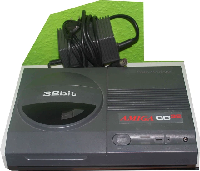 COMMODORE AMIGA CD32, console de jeu de première génération, excellent ...