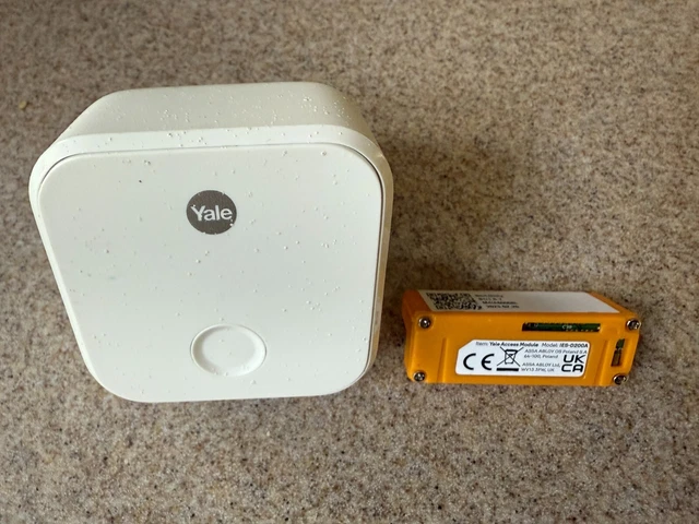 YALE CONNECT WI-FI Bridge + Yale Access Module For Smart Door Lock L2 £ ...