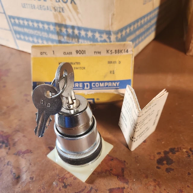 SQUARE D 9001 KS-88K14 Key Operated Selector Switch Ser D $64.99 - PicClick