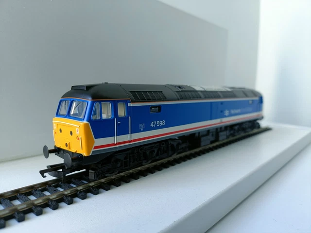 HORNBY RAILROAD PLUS Class 47 (Network Southeast livery) £61.00 ...