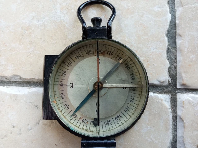 RARE BOUSSOLE DIRECTRICE WW2 Française à réglette Modèle militaire 1922 ...