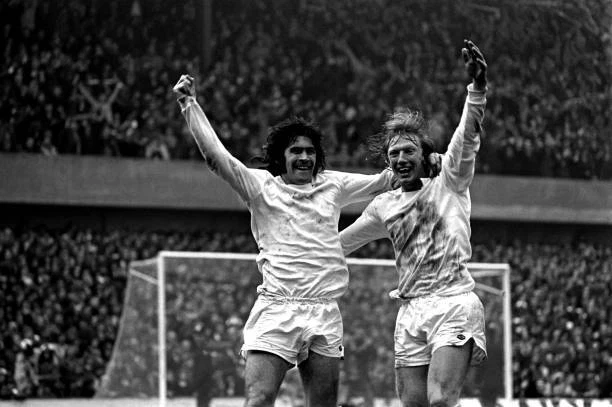 BILLY HUGHES AND Mick Horswill Celebrate The Winning Goal 1973 FOOTBALL ...