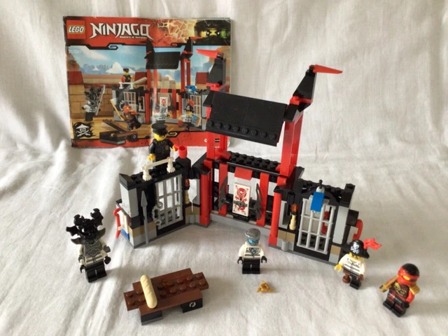 LEGO NINJAGO SKYBOUND Cryptarium Prison Breakout 70591 100% completo di ...