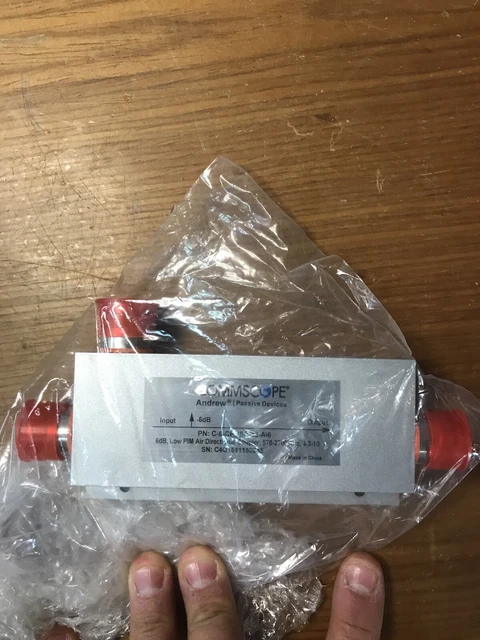 A COMMSCOPE ANDREW passive devices Power Splitter Microwave Microwave ...