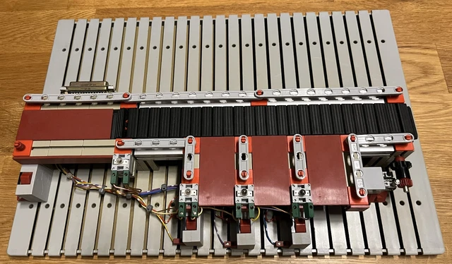 FISCHERTECHNIK MODEL FÖRDERBAND, bespielt mit Alu-Stangen EUR 59,00 ...