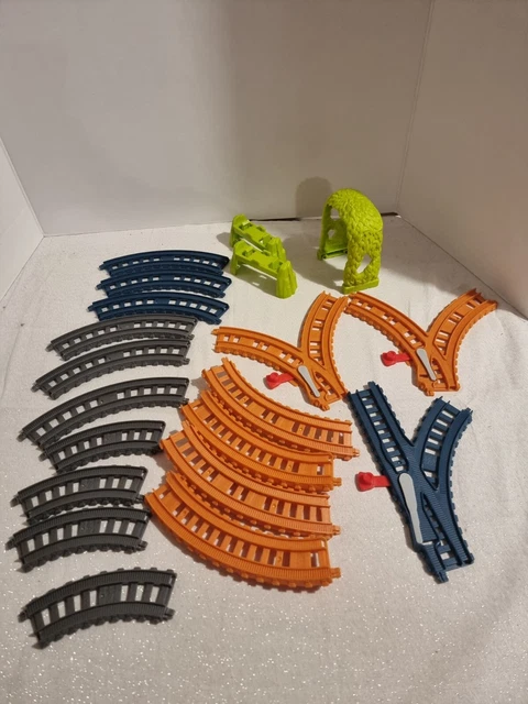 THOMAS THE TANK Engine Mattel Gullane Trackmaster Train Track Bundle 20 ...