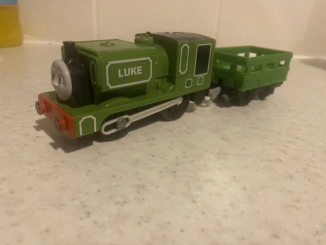 LUKE TRACKMASTER TRAIN with carriages Thomas And Friends Working £1.15 ...