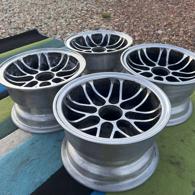 CLASSIC MINI 10&X6& ORIGINAL 1970's COSMIC MK2 ALLOY WHEELS X4 "RARE" £ ...