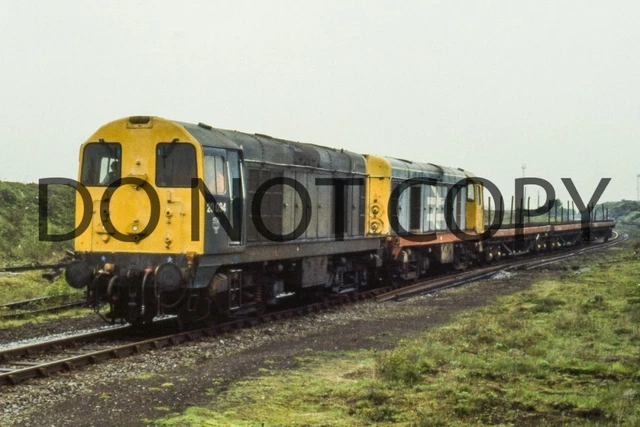 UK DIESEL TRAIN Railway Photograph Of Class 20 20094 Loco. Rm20-152 £1. ...