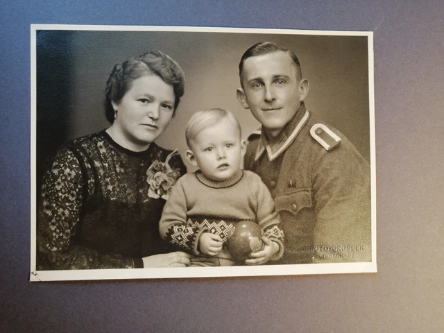 WW2 GERMAN SOLDIER & Family Photo Dated 1943. Original. £8.00 - PicClick UK