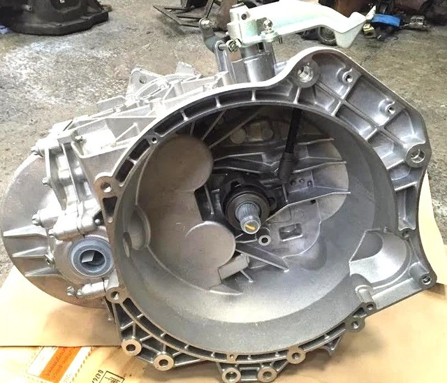 FOR RENAULT MASTER Re-Conditioned 2.5DCI 6Speed PF6 Gearbox 2007 3 Bolt ...