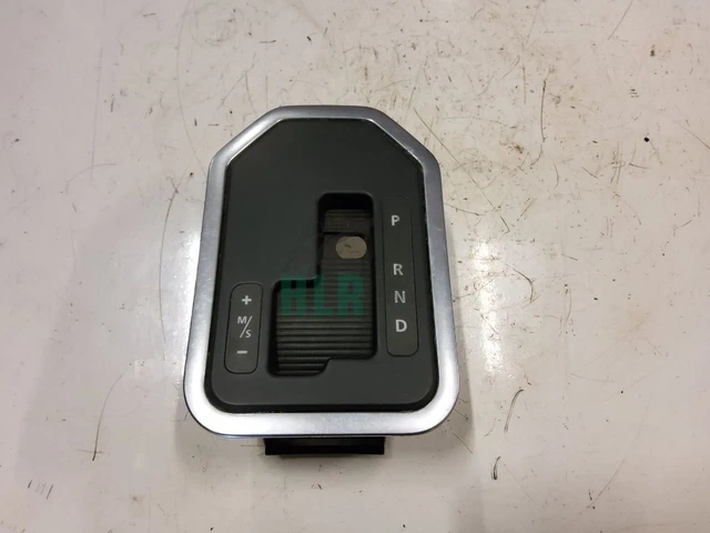 LAND ROVER DISCOVERY 4 Automatic Gear Selector Surround FJG500032 £29. ...